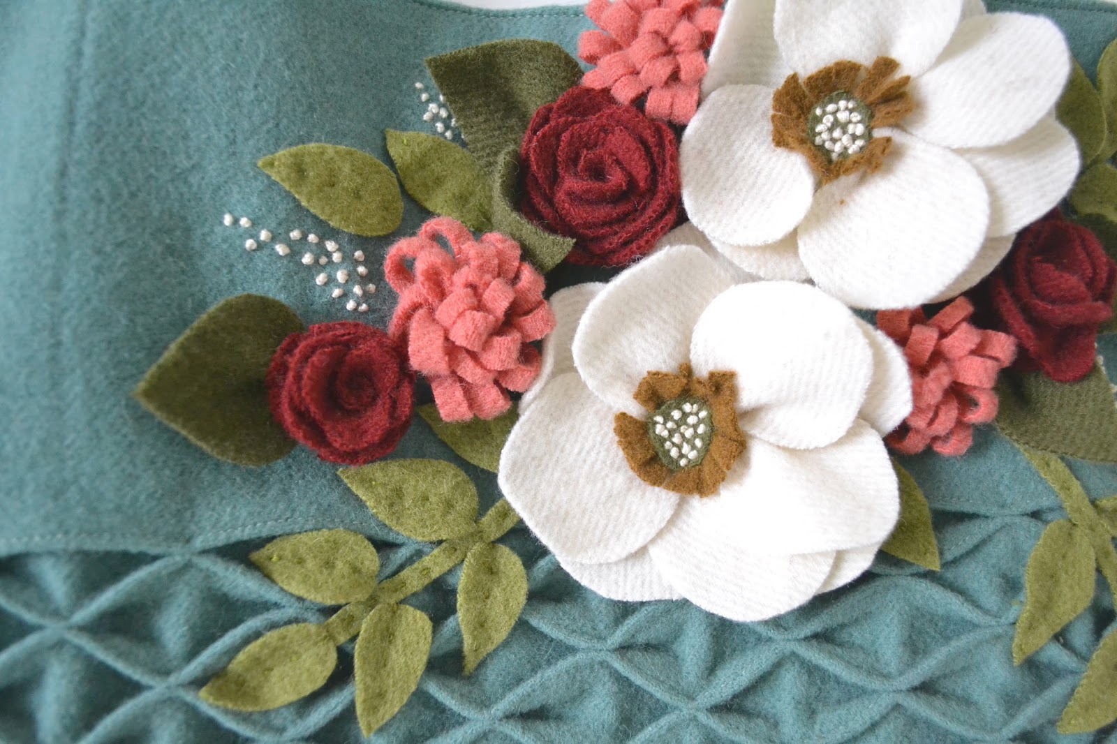 Tea Rose Home: Wool Flower Bouquet Bag