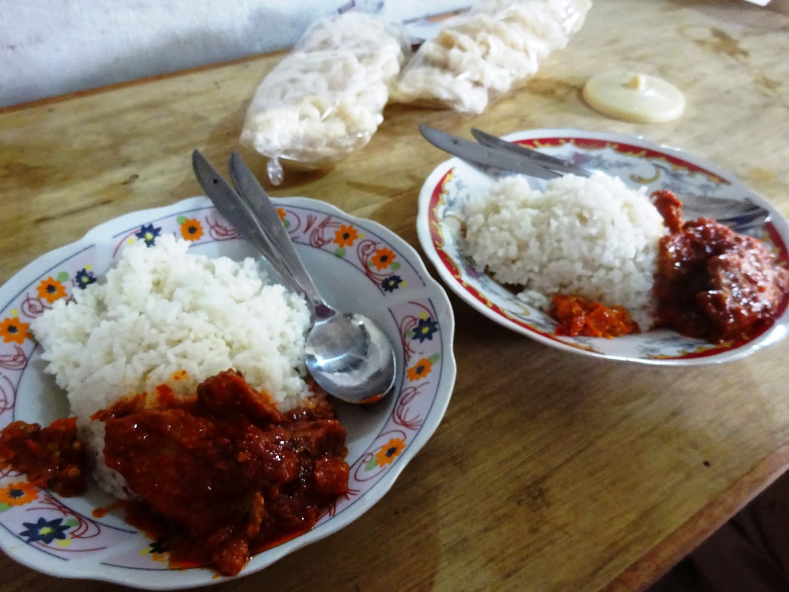jombang city guide: Nasi Bali Tersenyum : Smile Impact