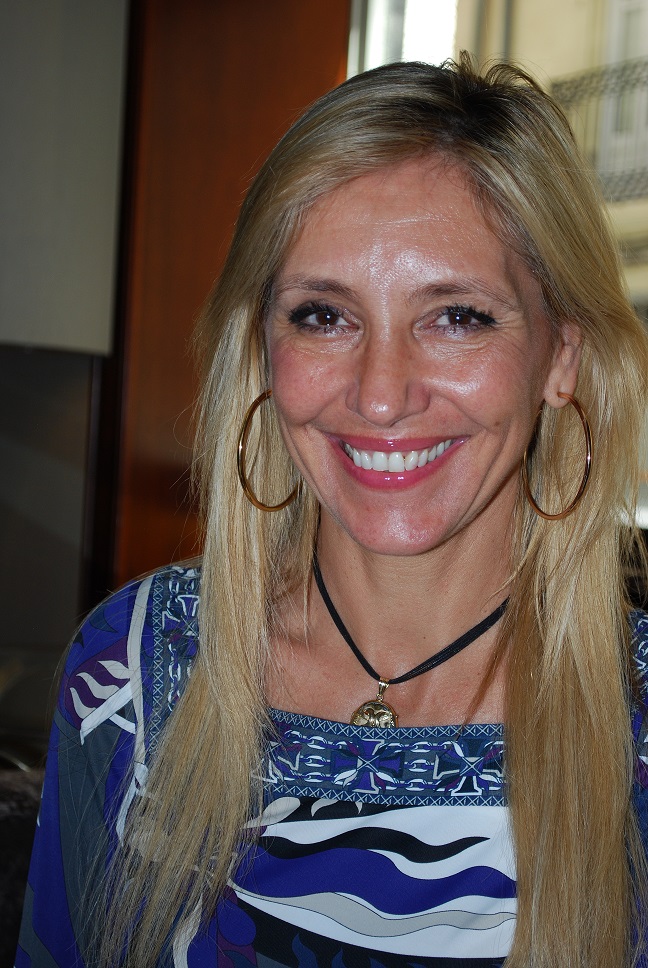 EL ECO DE LAS VOCES: Marta Robles, escritora y periodista, Premio ...