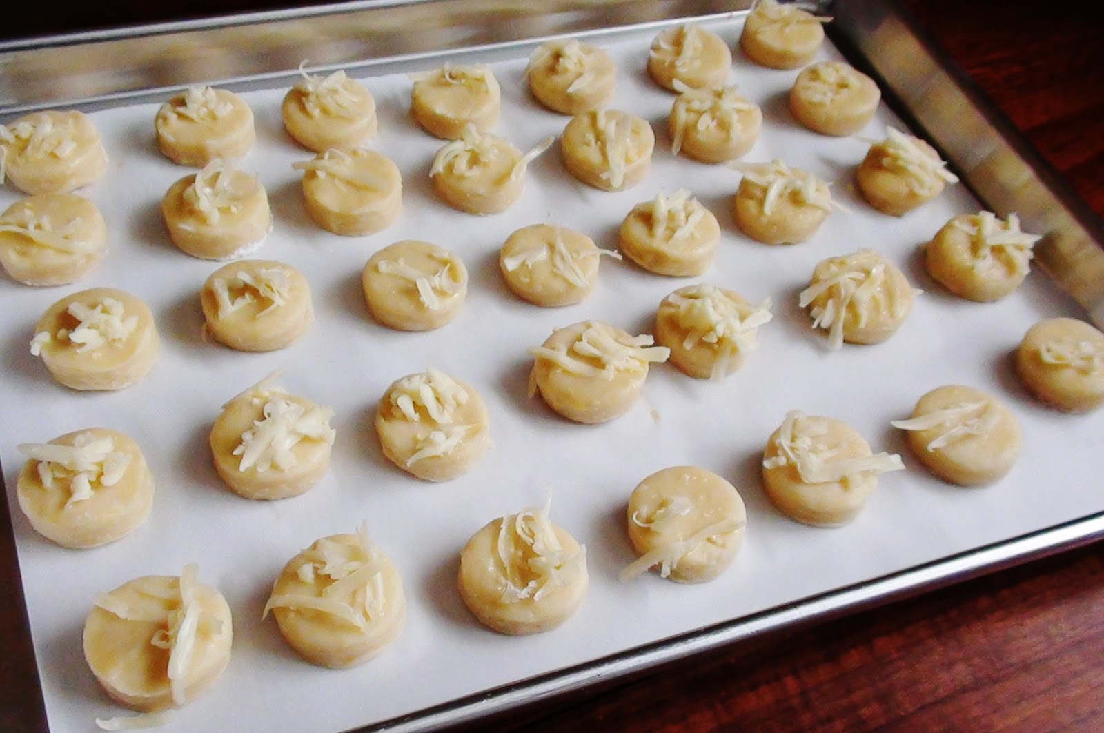 zsuzsa is in the kitchen: CHEESE BISCUITS - SAJTOS POGÁCSA