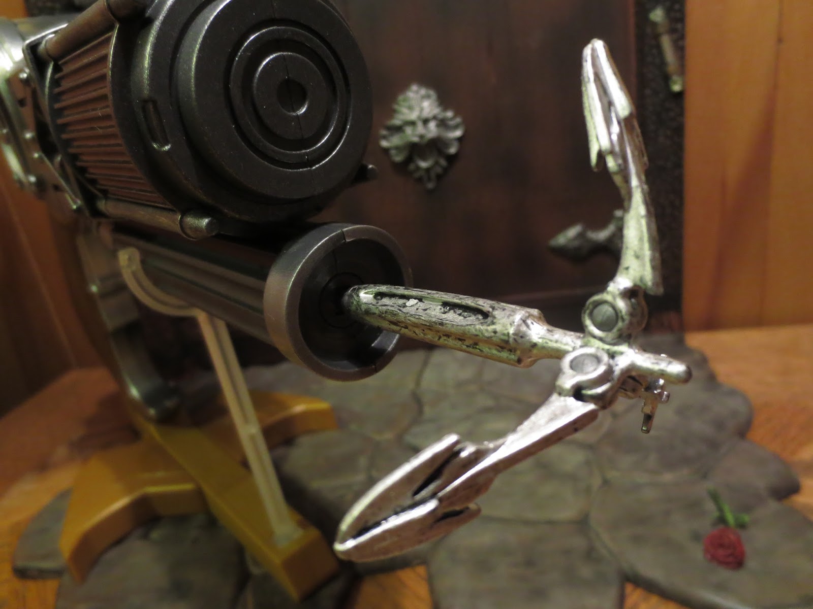 Action Figure Barbecue: Prop Replica Review: Batman's Grapnel Blaster ...