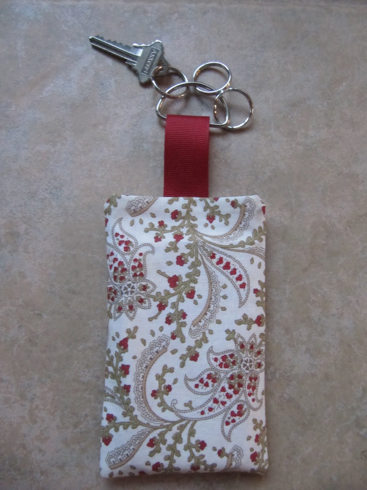 Sew Many Ways...: Make A Gift On The 25th Club...Cell Phone Key Chain ...