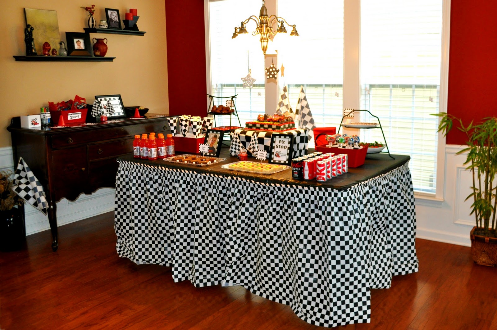 Werdyab Blog: Race Car Birthday Party