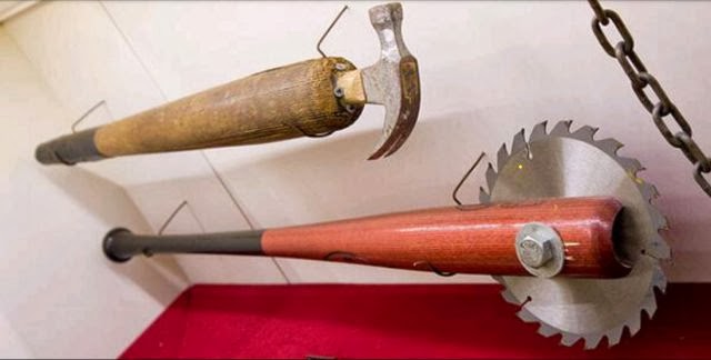 THE STRANGE AND BIZARRE: AWESOME ZOMBIE APOCALYPSE WEAPONS