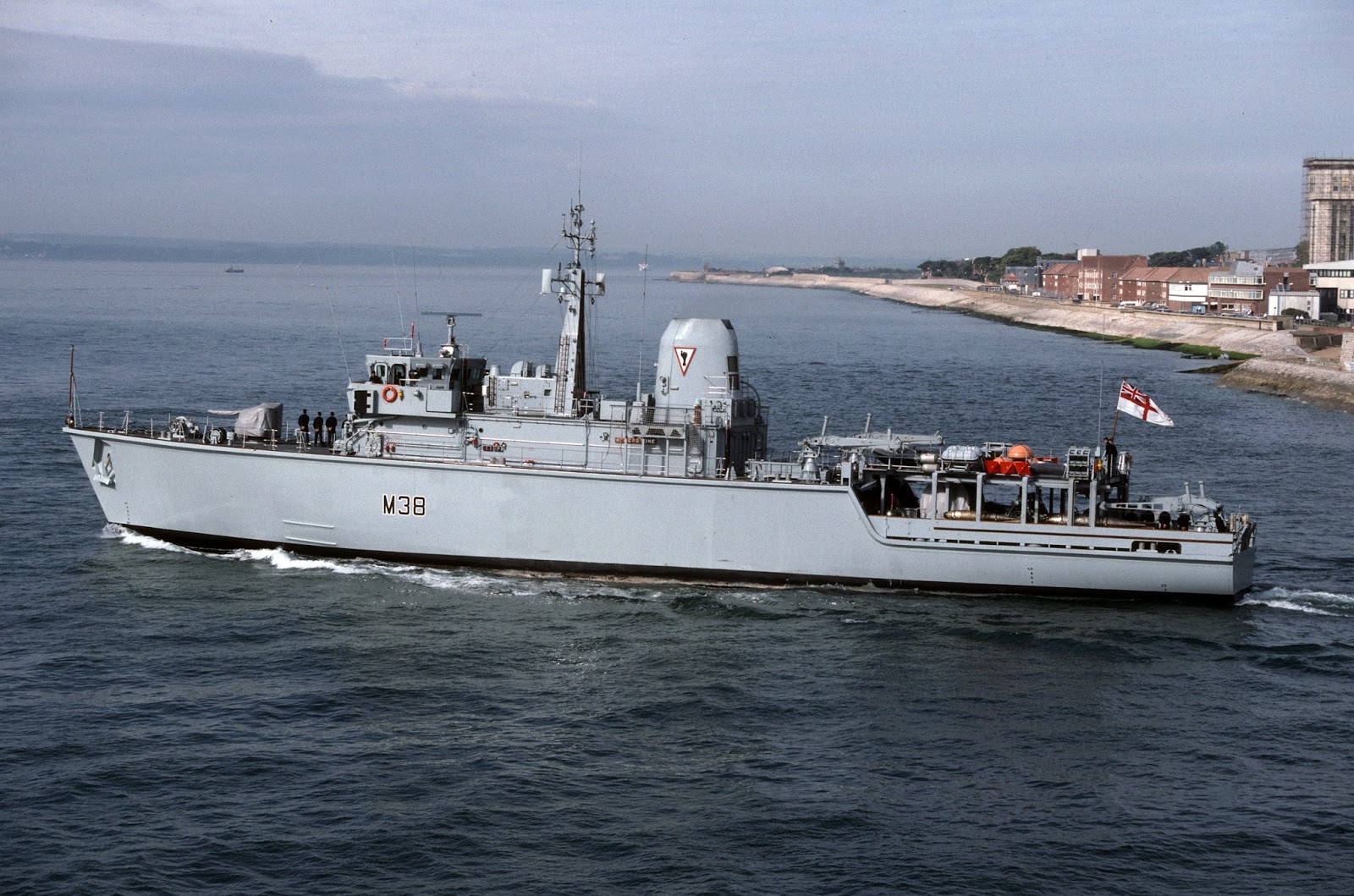 BRIAN'S SHIPPING PHOTOS: BRITISH WARSHIPS ONE