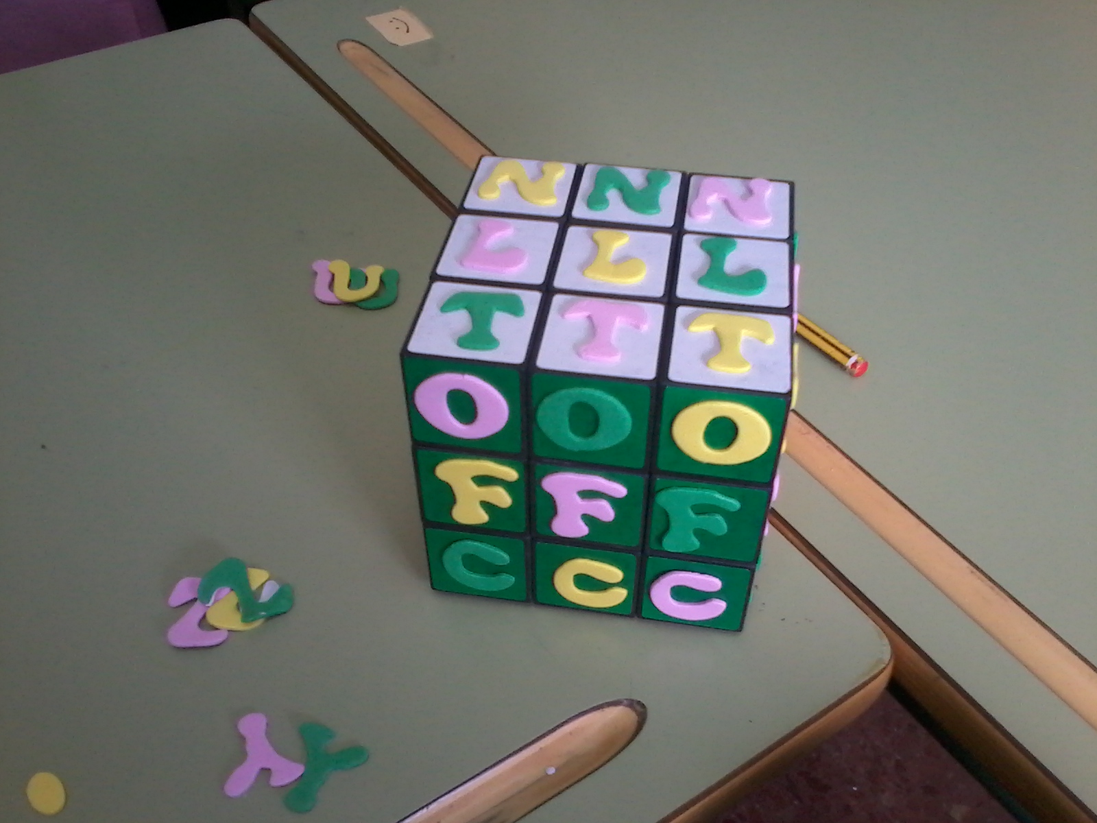 Deja que te cuente...: cubo de letras