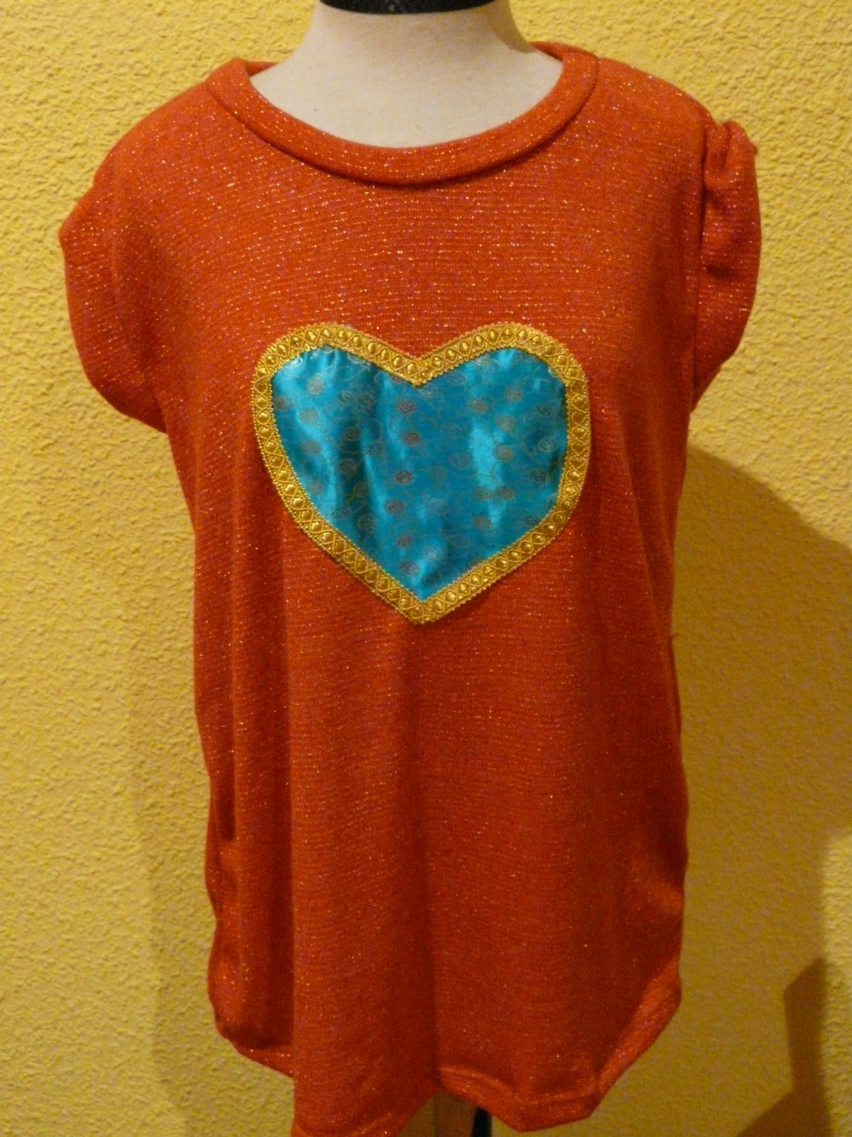 INFINITO AL CUBO Bisuteria, Ropa y Decoración: CAMISETA CORAZON
