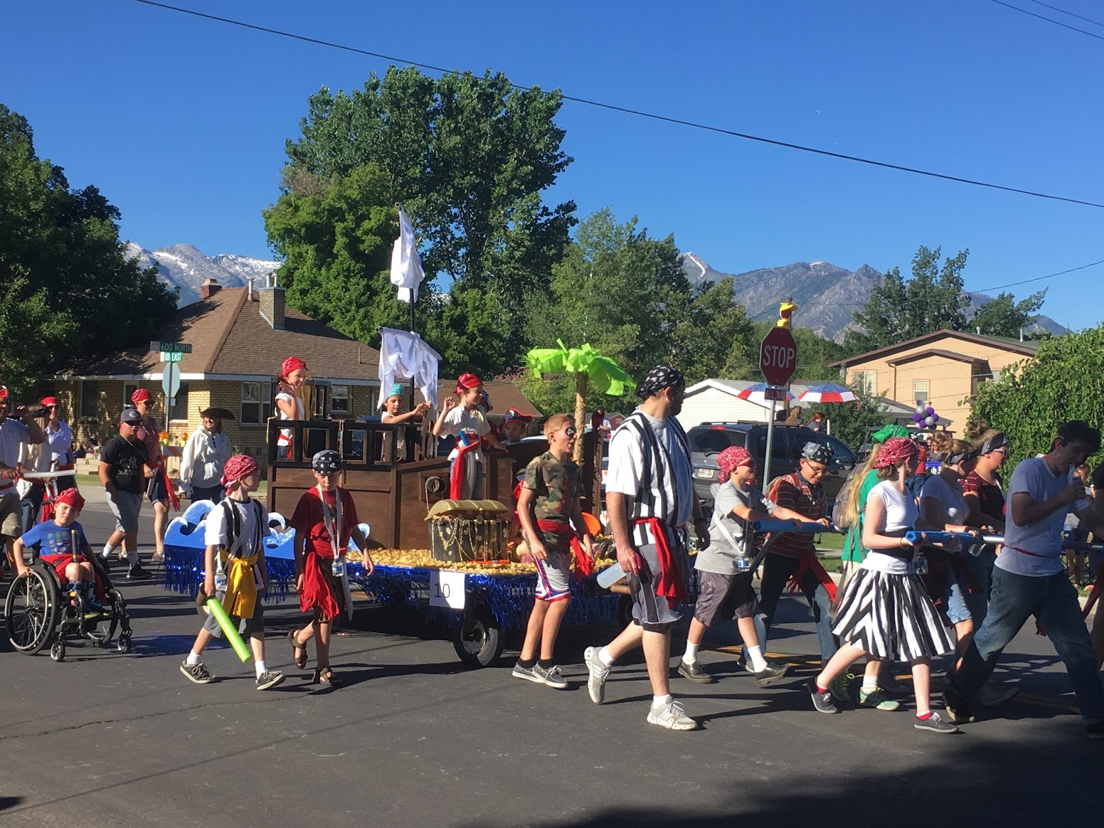 Burrup Time: Miniature Float Parade...
