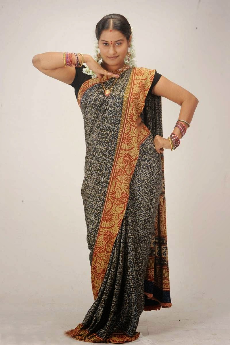Tollywood Actress Mahathi Saree Pics | Indian Actress Sarees