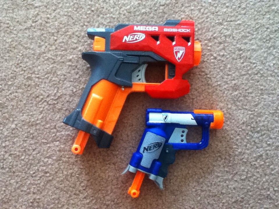 Outback Nerf: Review: Nerf Mega Bigshock (grey trigger)