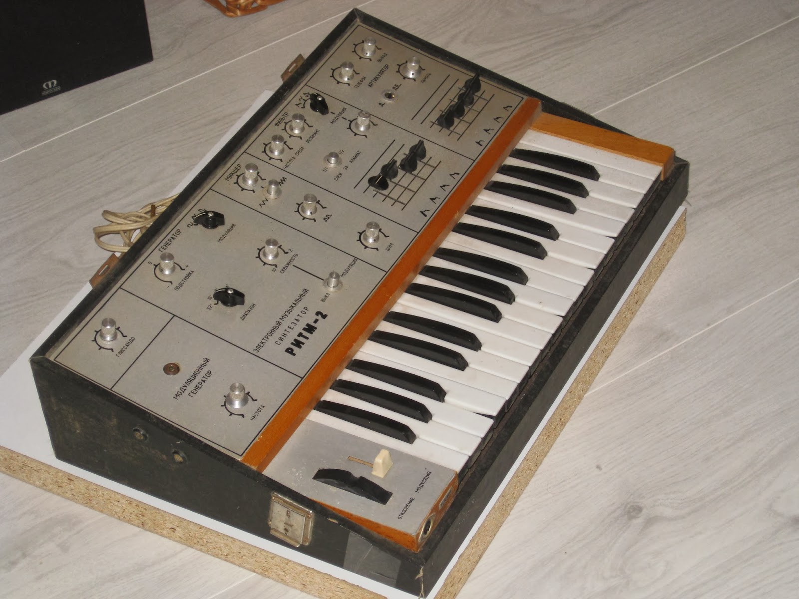 Infrequent Sound [sex.tex] technology: RITM-2 | РИТМ-2 Analog One-Voice ...