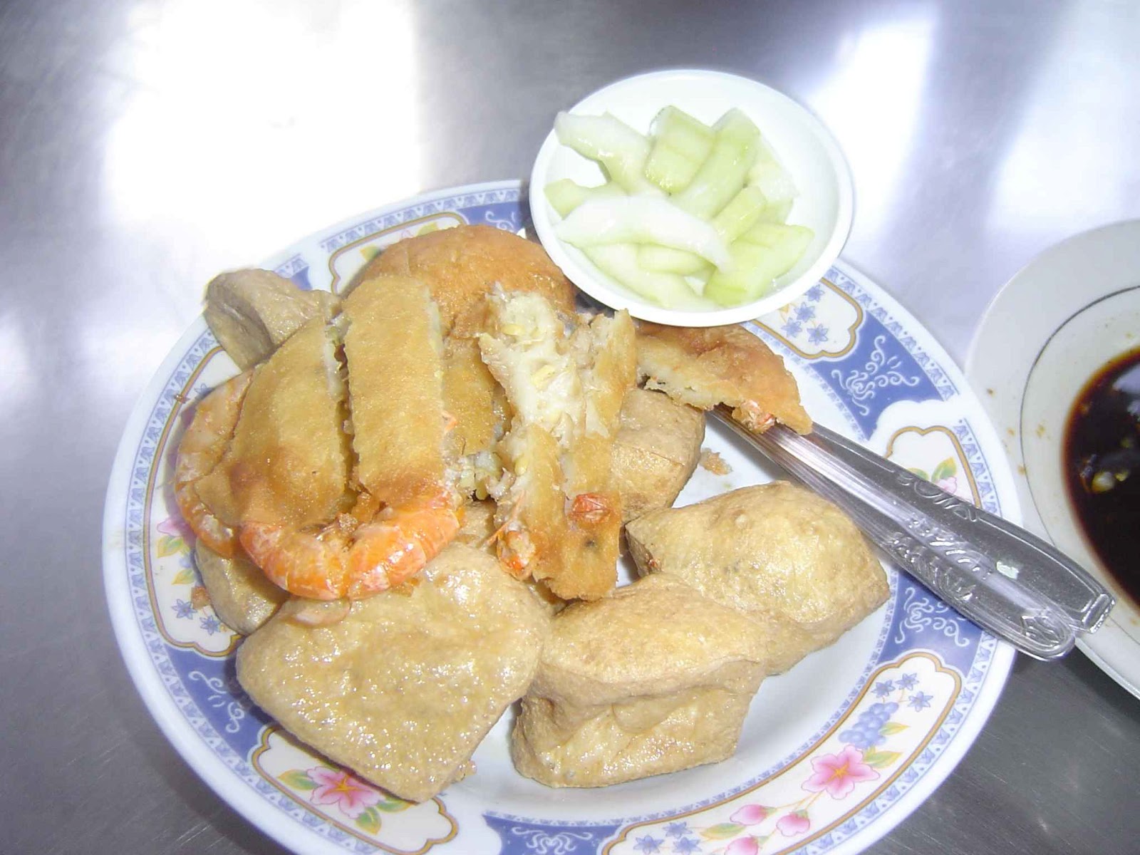 Gurih dan Lezatnya Tahu Pong Khas Semarang | Pariwisata Indonesia