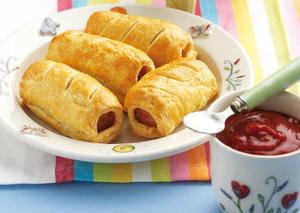 In en om die huis: Heerlike Worsrolletjies