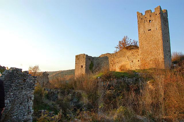 Istria Outside My Window: The ghost town of Dvigrad