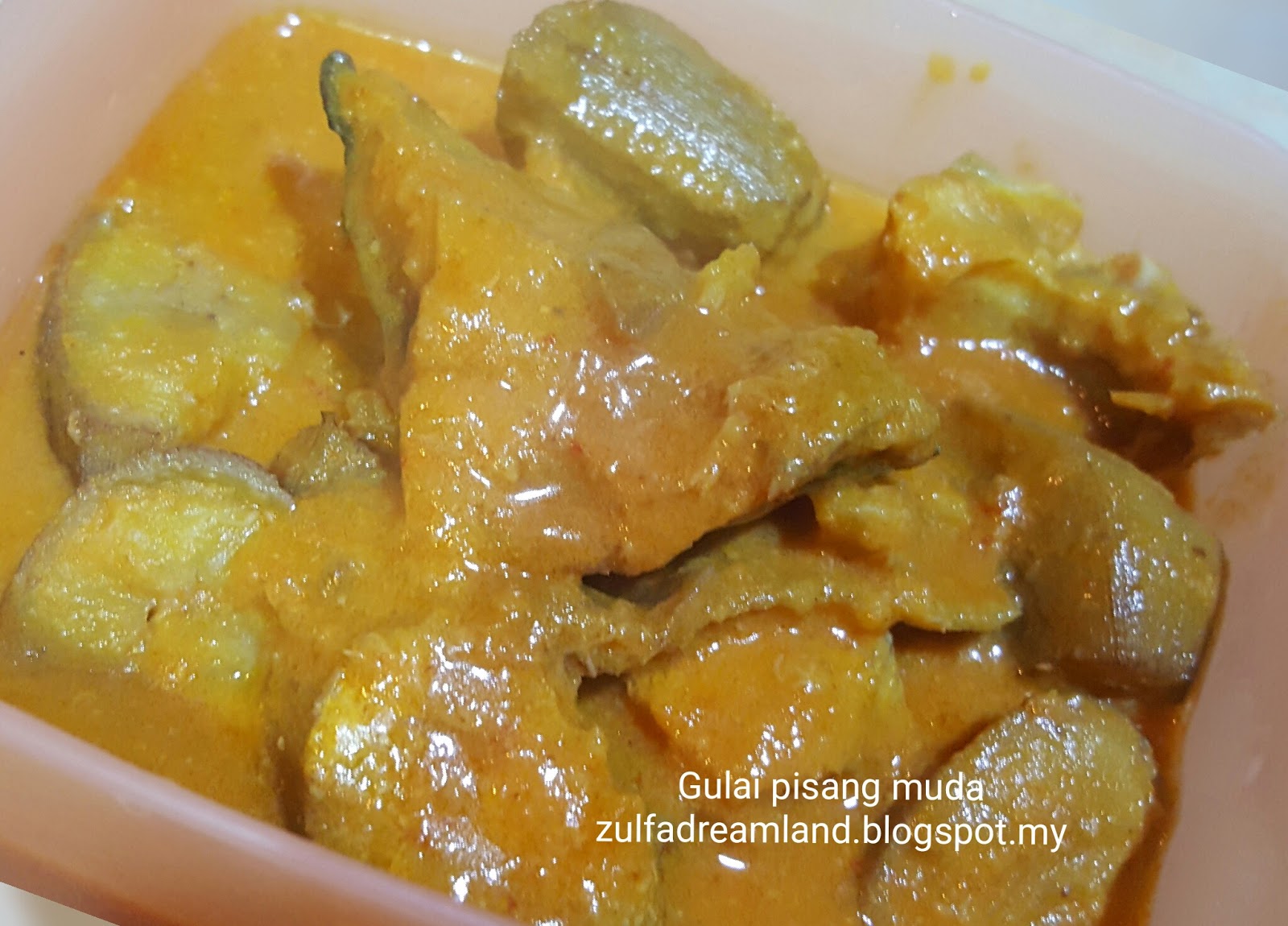 ZULFAZA LOVES COOKING: Gulai Pisang Muda