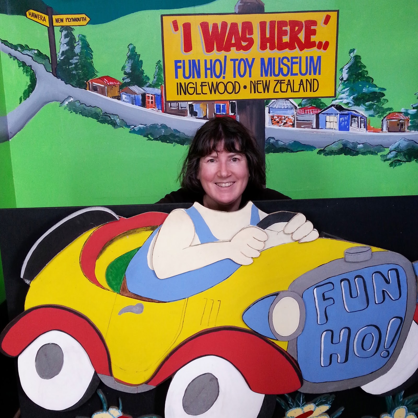 The Shopping Sherpa: Ho what fun*