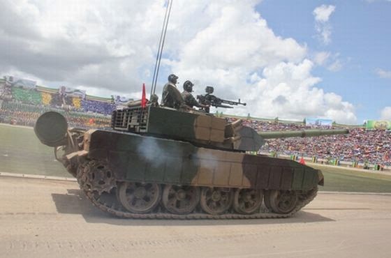 : Jeshi la wananchi wa Tanzania ( JWTZ ) likionesha ujuzi wake na ...