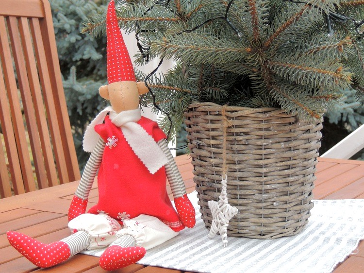 ...plníme si naše sny...: Vetvičky z jedličky...