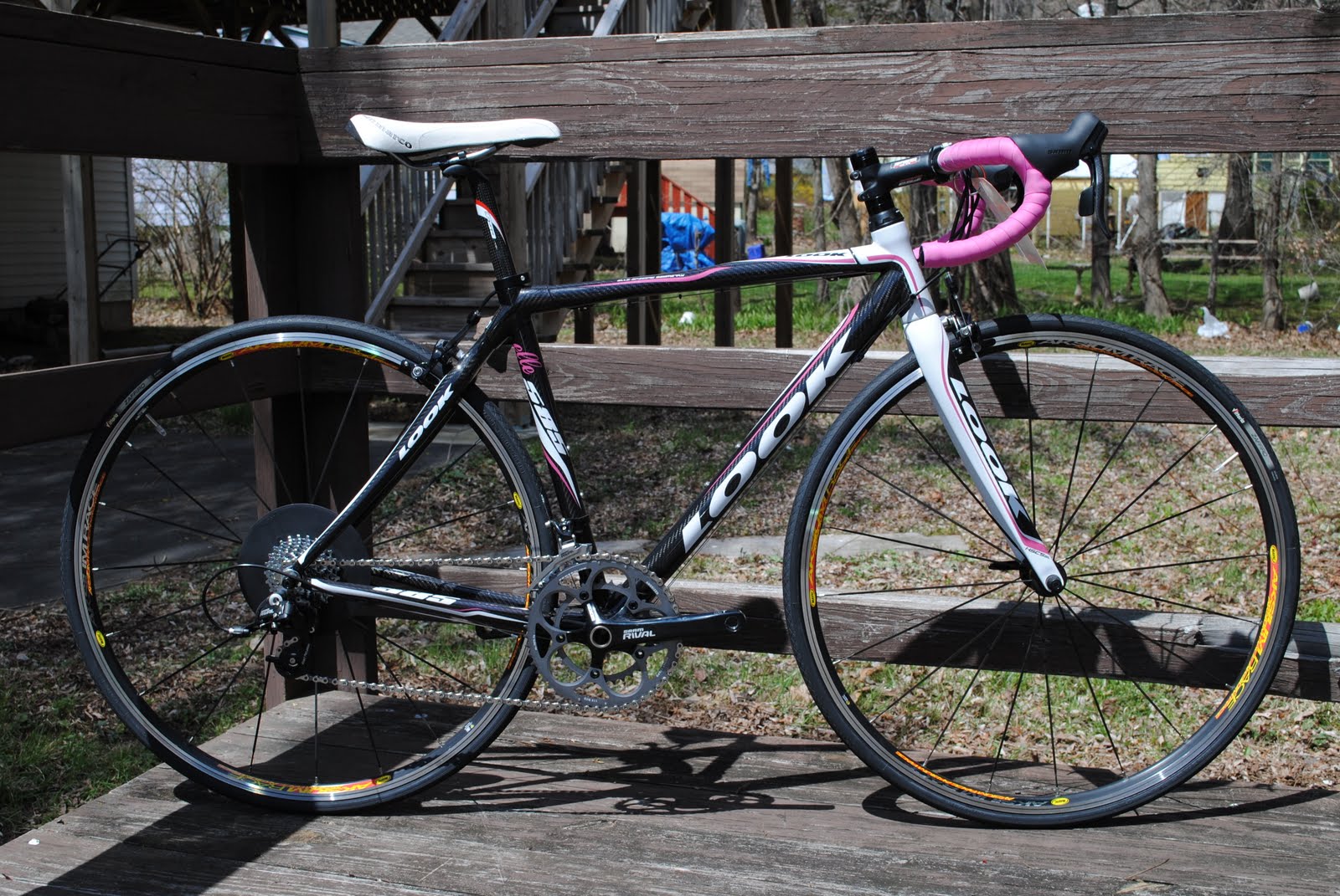 Pictures: Look 585 Elle