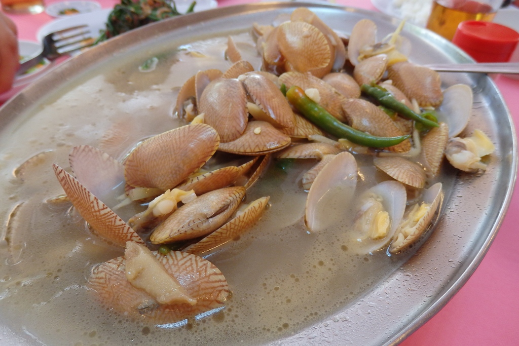 Painted Lips: Lala Chong Seafood Restaurant @ Kayu Ara Damansara