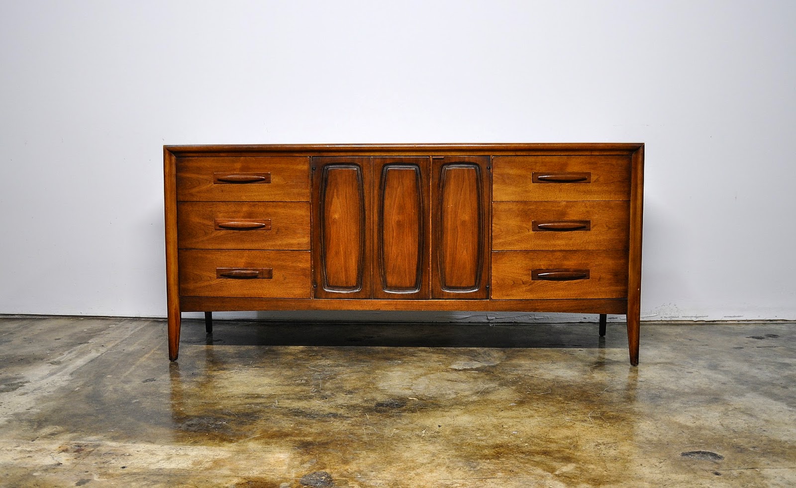 SELECT MODERN: Broyhill Emphasis Triple Dresser Credenza