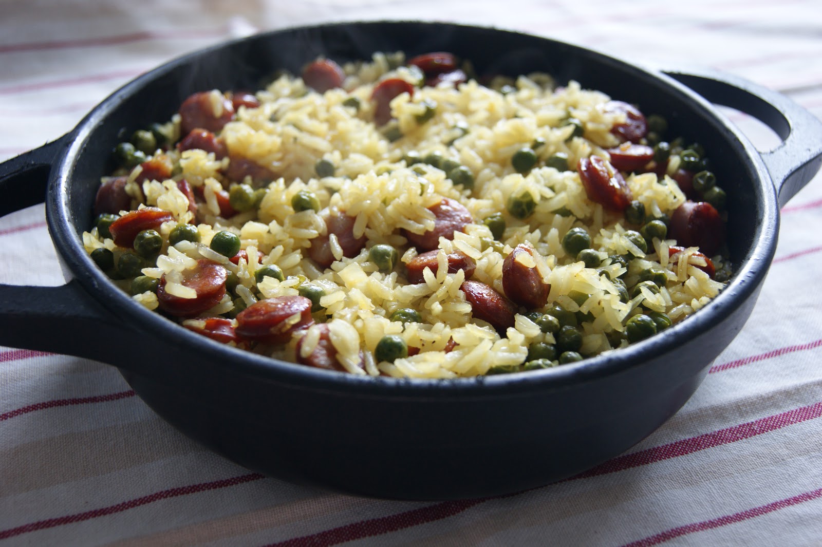 Disto e Daquilo: Arroz no Forno com Caril e Linguíça