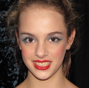 80% of all Women do their Makeup Wrong! | Make Up Tips For All