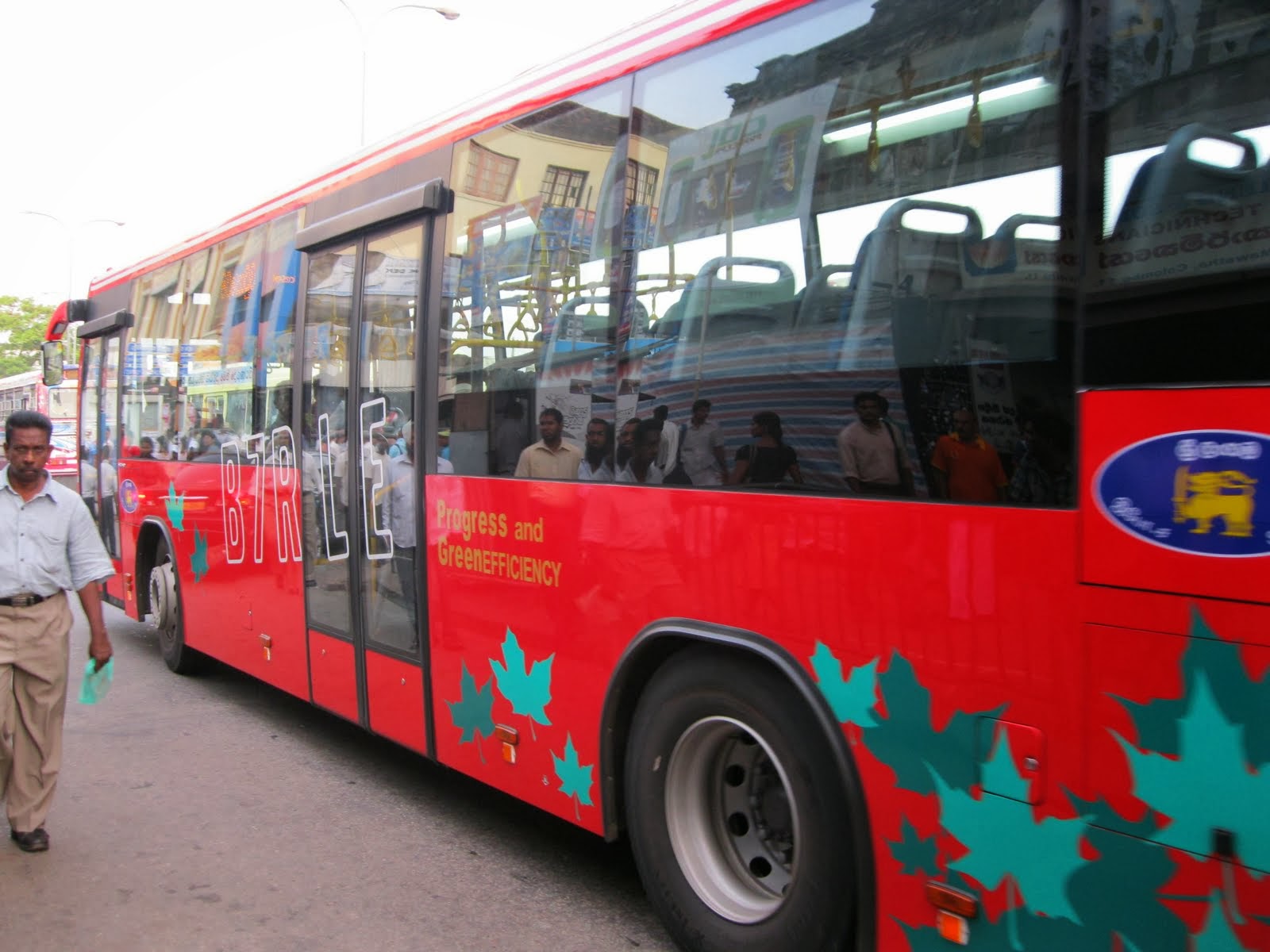 Black South Asia: CTB Buses on Katunayake Highway