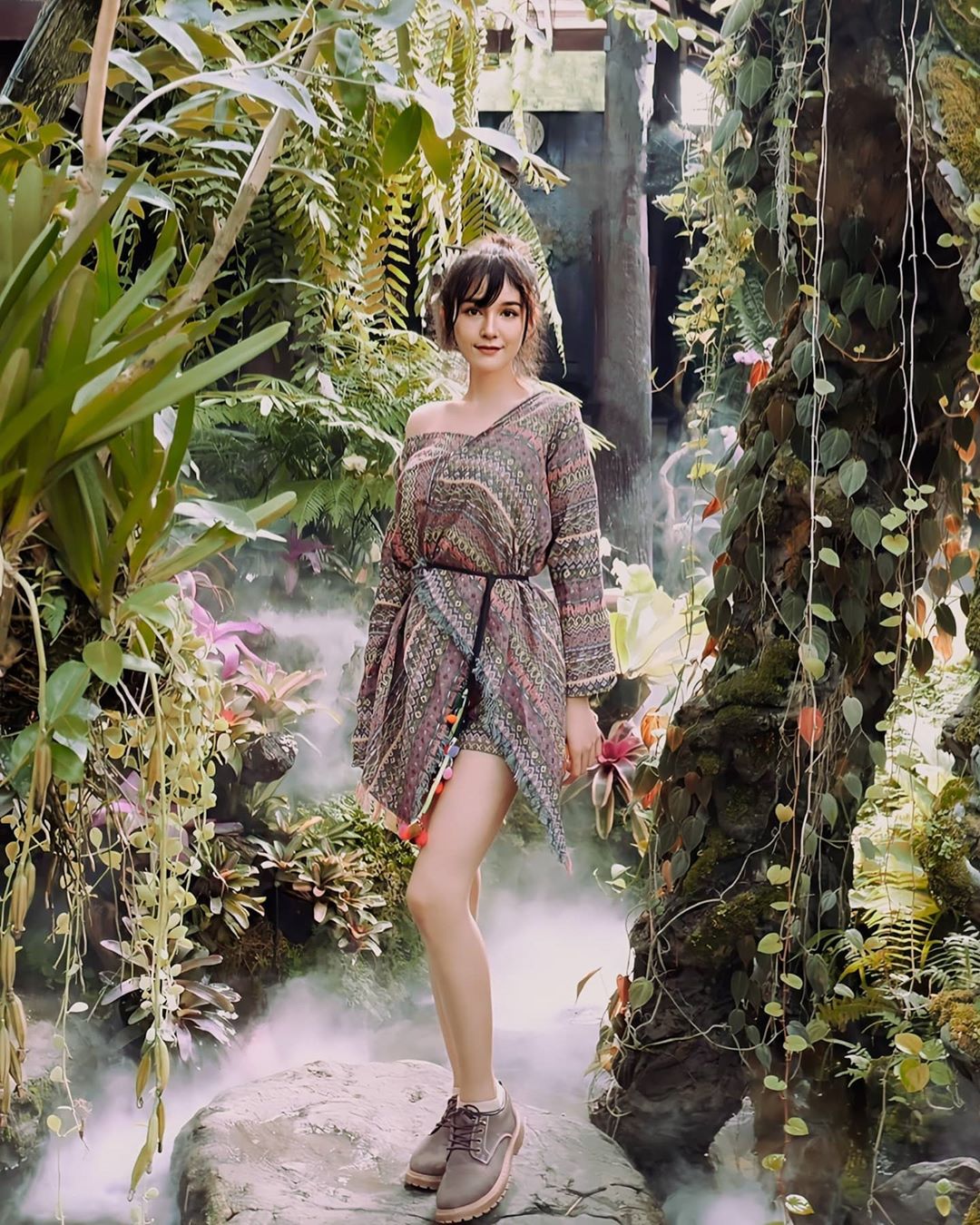 Benz Thipsuda – Most Beautiful Thailand Transgender Model - TG Beauty