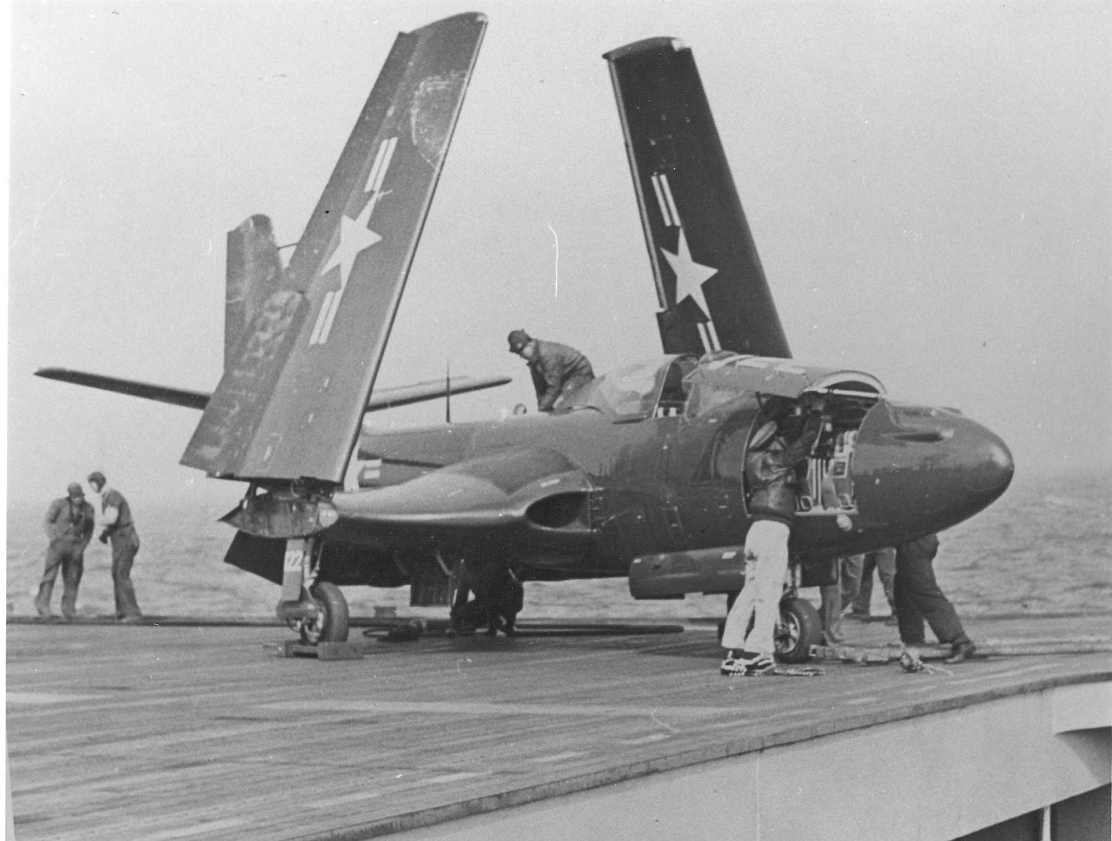 Tailhook Topics: Special Hobby FH-1 Phantom and XFD-1 Conversion