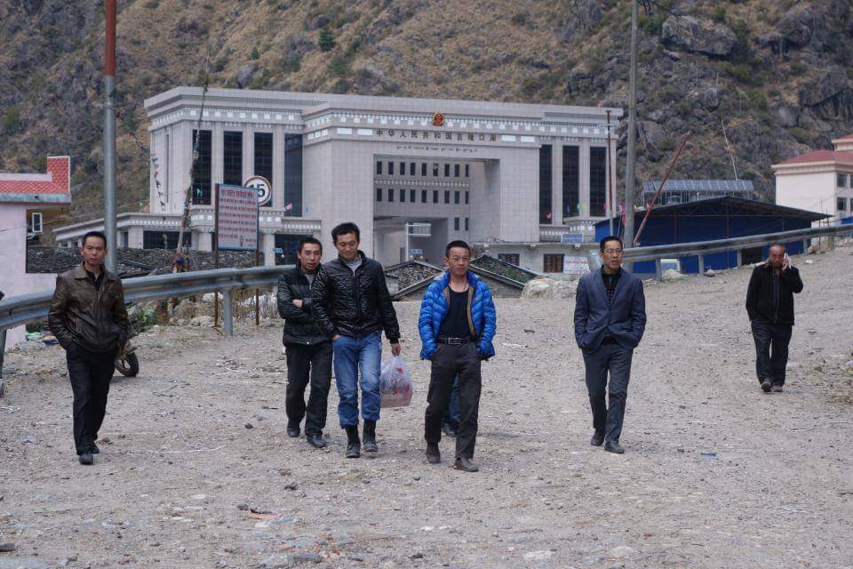 Tibet tour and Bhutan tour Operator : Tibet Overland tour Via Kerung Border