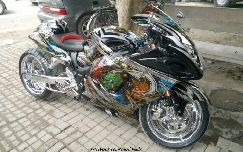 Heavy, DT, Trail and modified Bikes in Pakistan: Karachi Riders