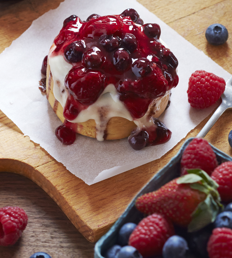 Try The New Limited Edition Cinnabon Mixed Berry Minibon - Rochelle Rivera