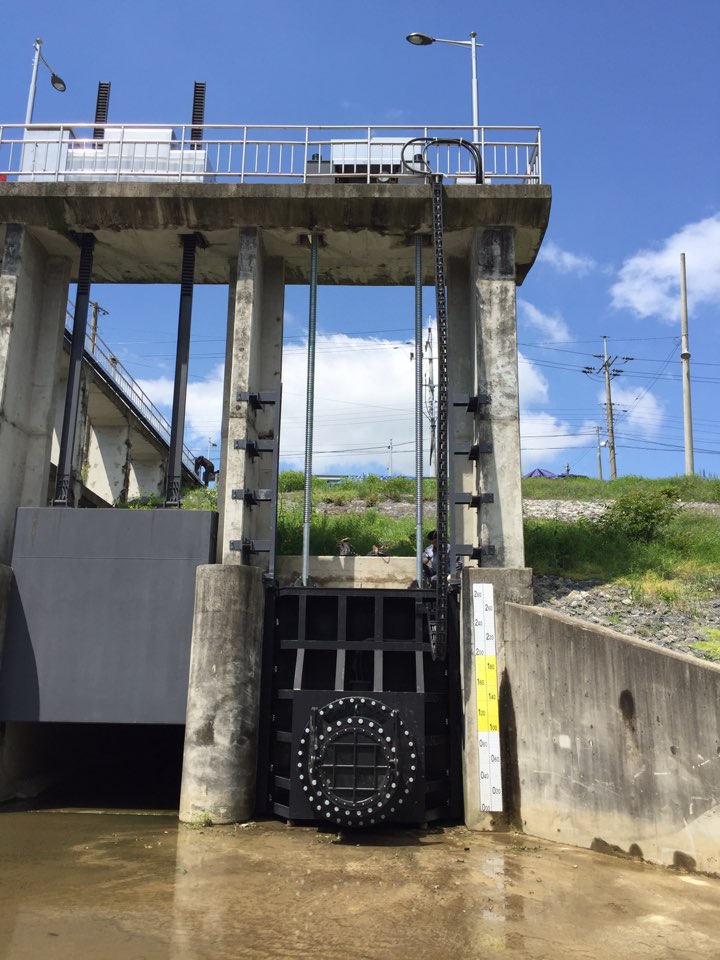 HASUH PUMP GATE: HASUH Pump Gate®, completed in Dongi, Okcheon-gun ...