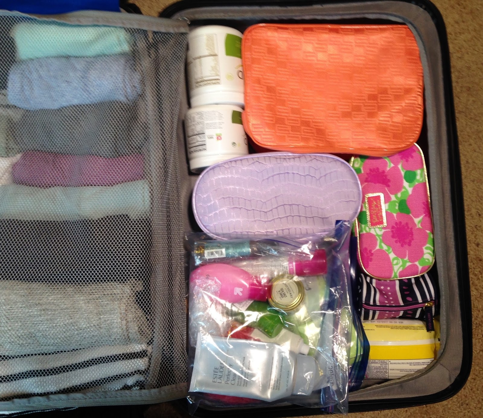 How to Pack a Perfect Suitcase