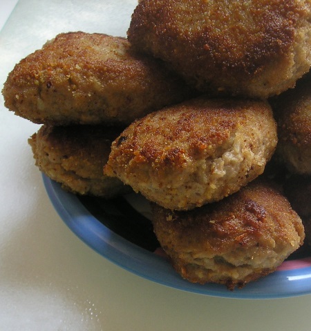 Cooking with Yiddishe mama: Russian cutlets (watch and make)
