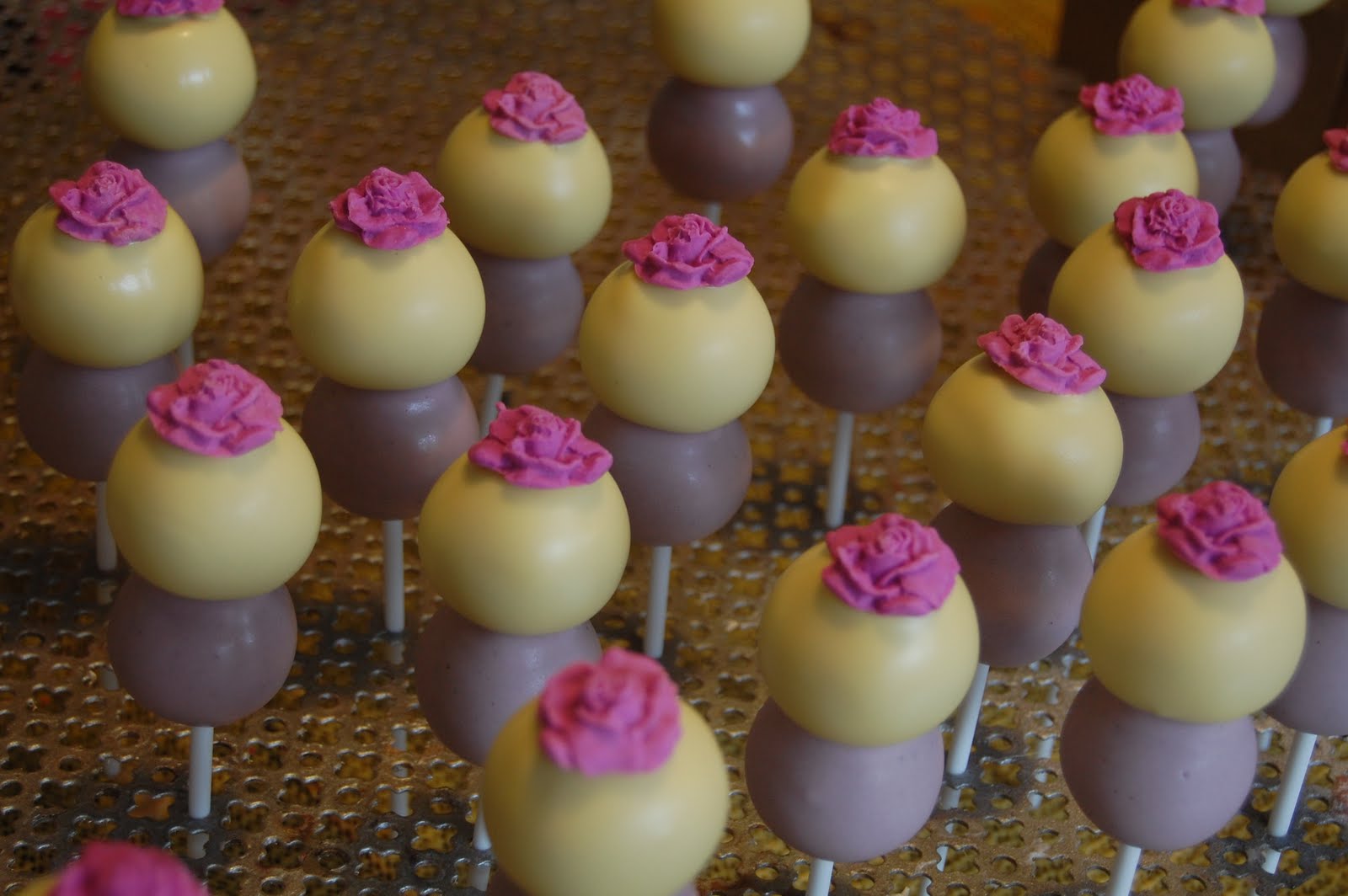 POP BAKERY: Get your DOUBLE POPs!