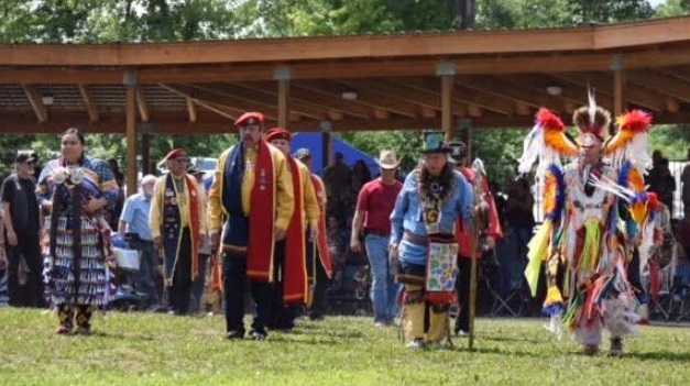 EL RRUN RRUN: SAGINAW CHIPPEWA TRIBE CELEBRATES MOTHER EARTH