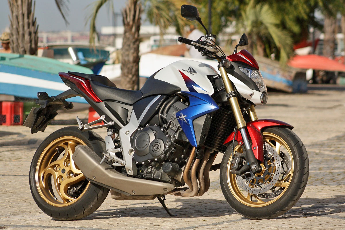 MOTOBLOGGER: Honda CB1000R