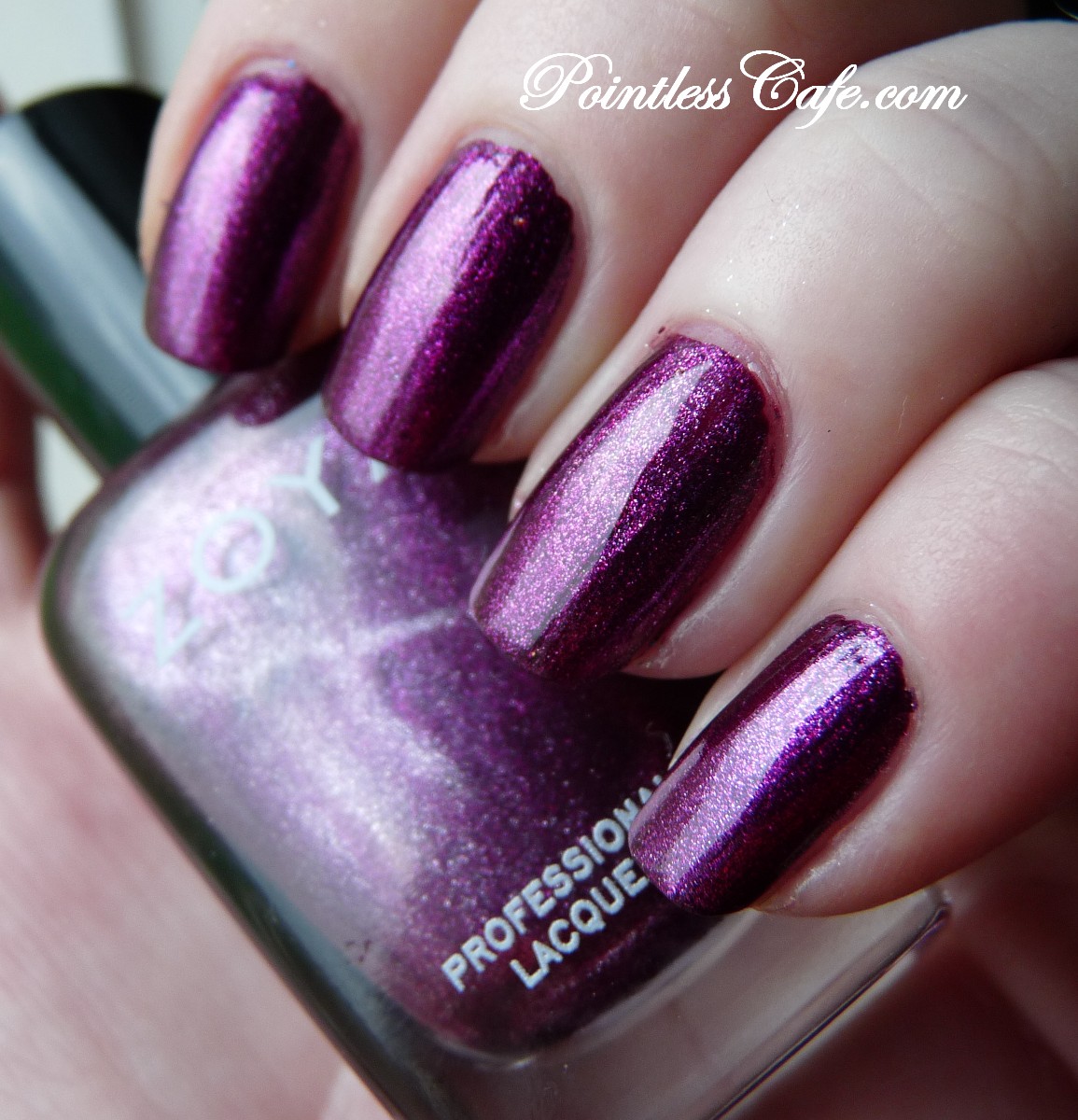 Zoya Carly