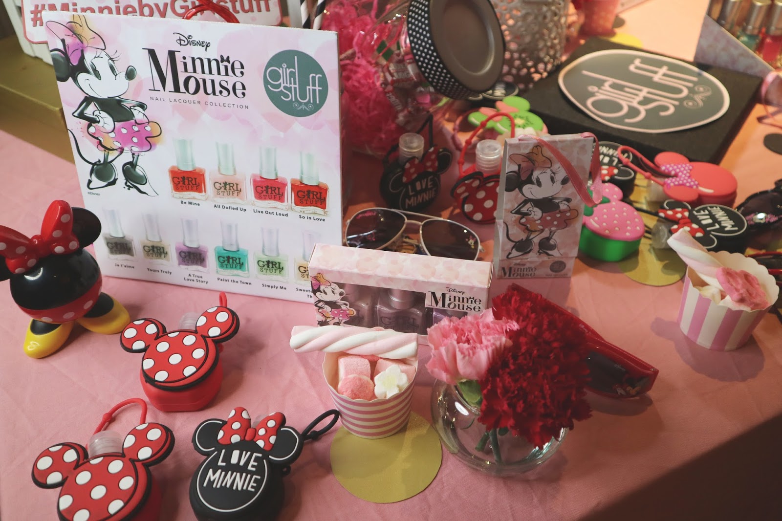 Minnie Mouse x Girlstuff.♥ - ARTSY FARTSY AVA