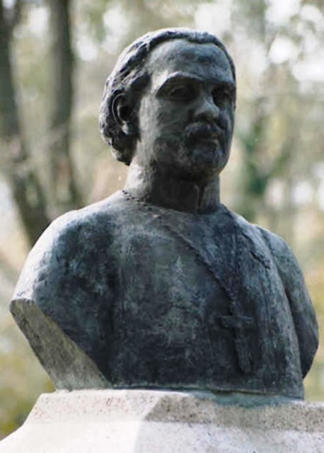 Monumentul: Alexei Mateevici, Chişinău