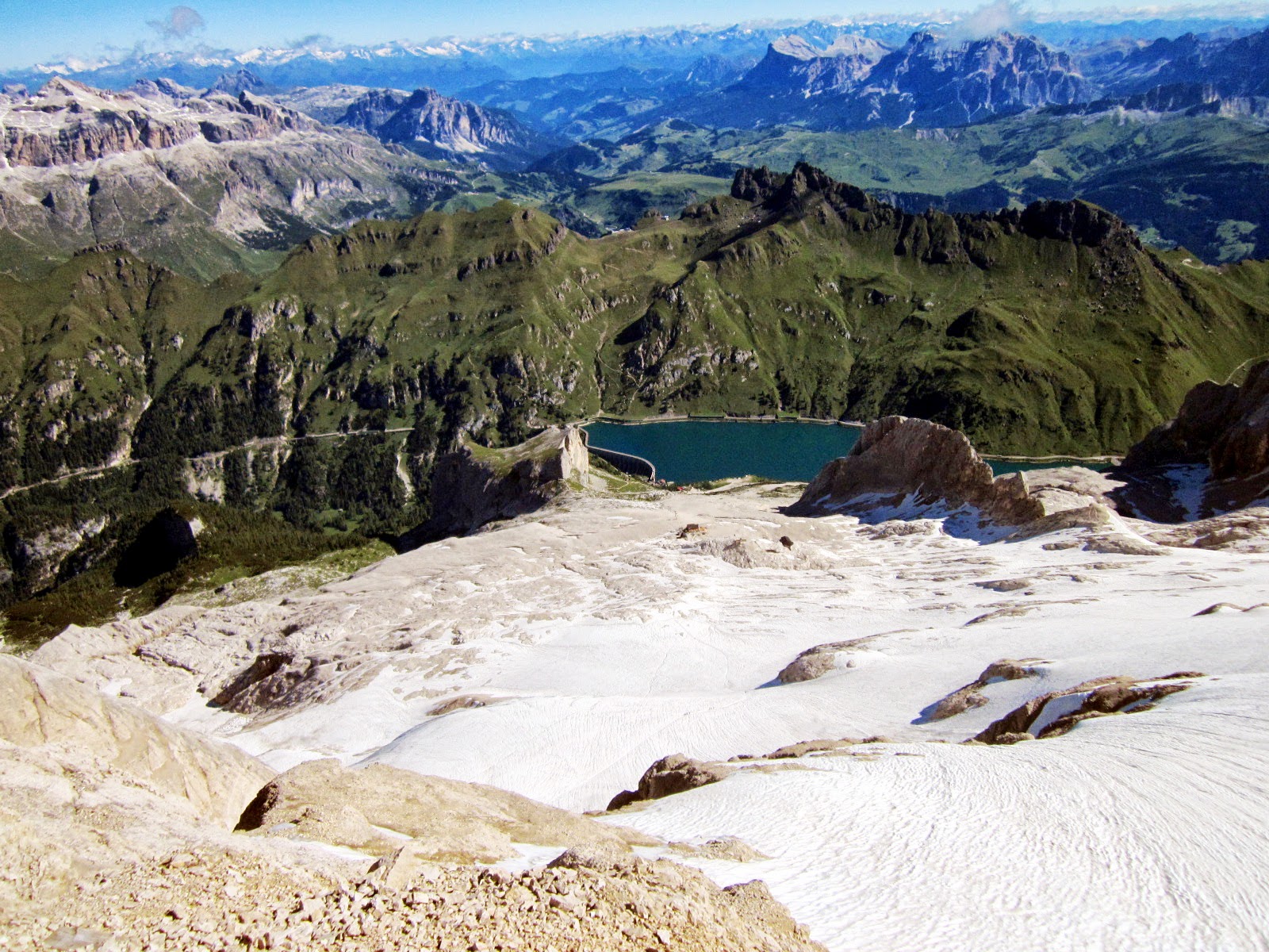 TRINI Y SALVA: Ascensión a la Marmolada, Punta Rocca, 3.309 m. Dolomitas