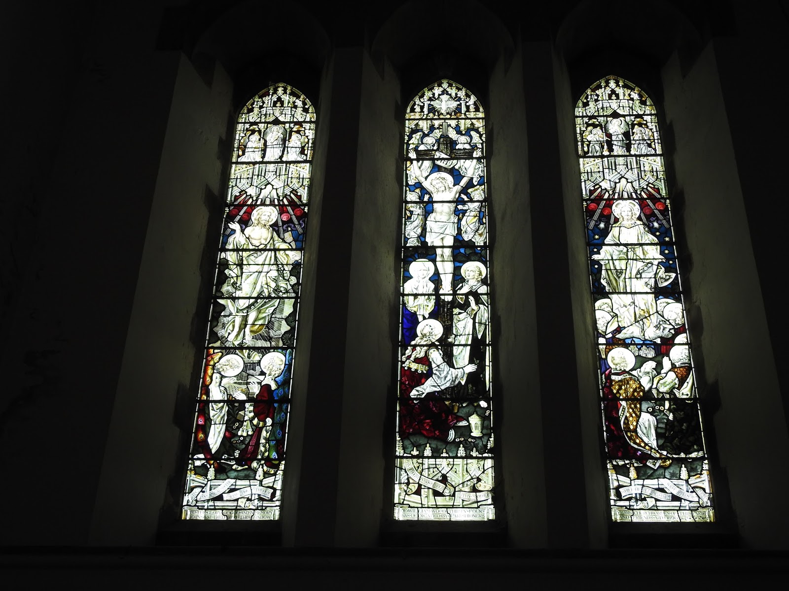 Crawley Old Town: THIRTY NINE PICTURES: St Margaret's Church, Ifield