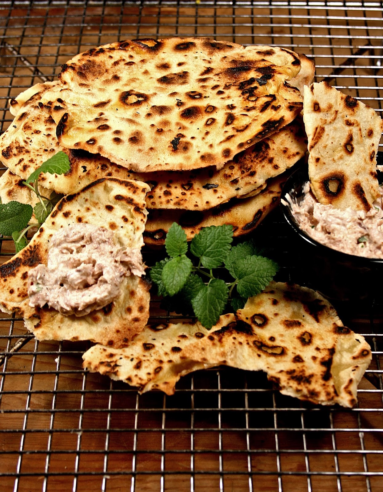 One World*One Table: Oman: Khubz Ragag