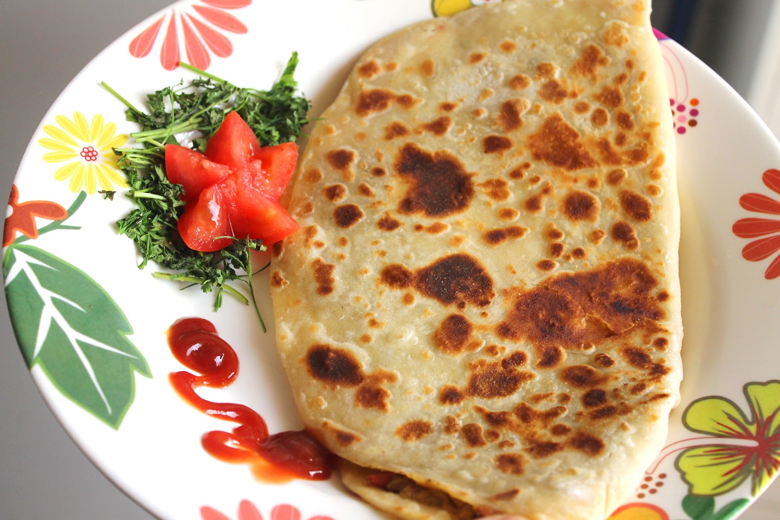 Saju's Tastes.......: Chicken Stuffed Paratha