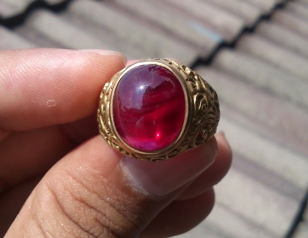 Cara Merawat Jenis Batu Akik Merah Siam - SERBA BATU-BATUAN