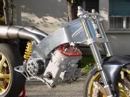 VOROMV Moto: Aquella impresionante Tul-Aris 800 de dos tiempos...