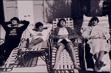 Historia The Beatles (Fab Four): I'M ONLY SLEEPING - album 'REVOLVER'