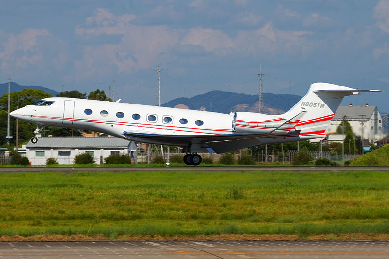 Under the leftbase: 8月 2018